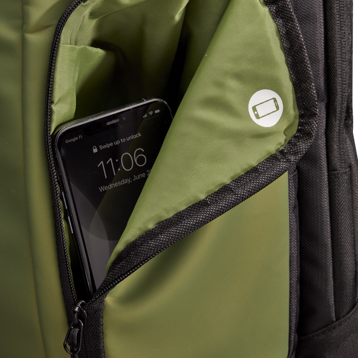 Plecak Wilson Blade V8 Super Tour Backpack Black / Green | BAGS ...