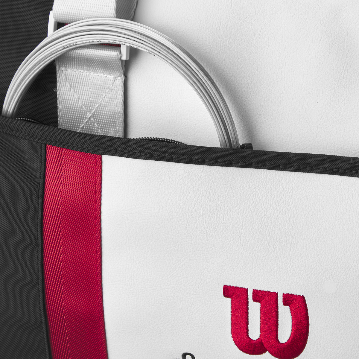 Wilson Courage Collection Small Duffle Bag | SQUASH \ Bags \ Wilson ...